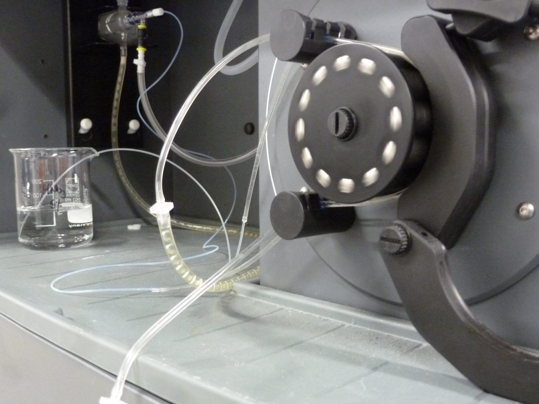 RESCOLL : Analyse de corrosion selon l’ASTM F2129 | RESCOLL